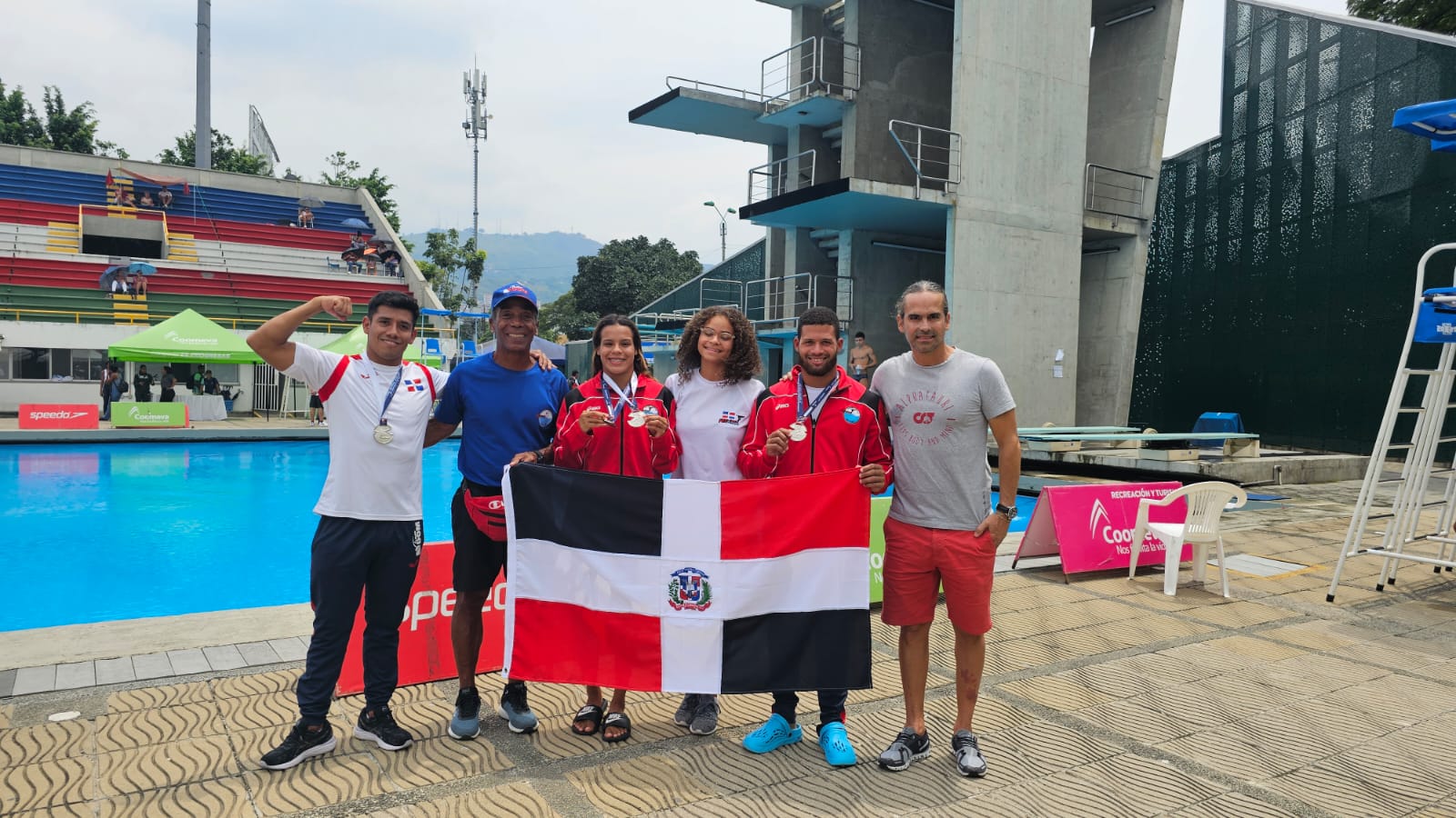 FEDONA :: Clavadistas de RD consiguen 7 medallas en Colombia
