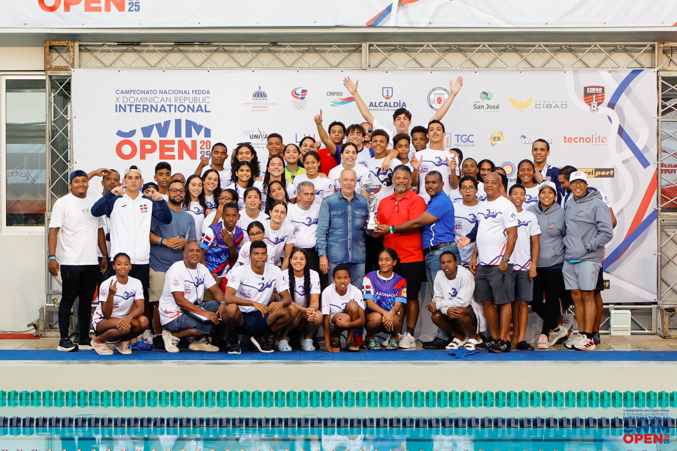 FEDONA :: FEDDA celebra con éxito un evento icónico de la natación en ...